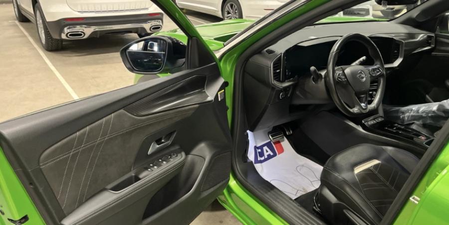 Green Opel Mokka 2021 in Riga, with an engine capacity of 0.00 L and mileage of 31 thousand km for 16650 €, photo 15 on AUTOMOTO.COM.LV