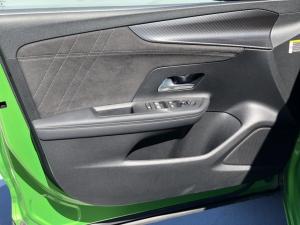 Green Opel Mokka 2021 in Riga, with an engine capacity of 0.00 L and mileage of 31 thousand km for 16650 €, photo 24 on AUTOMOTO.COM.LV