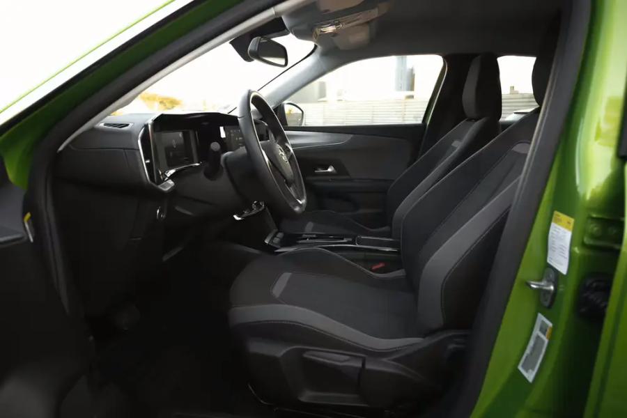 Зеленый Опель Mokka 2021 в Елгава, объемом двигателя 1.00 л и пробегом 24 тыс. км за 19900 €, фото 9 на AUTOMOTO.COM.LV