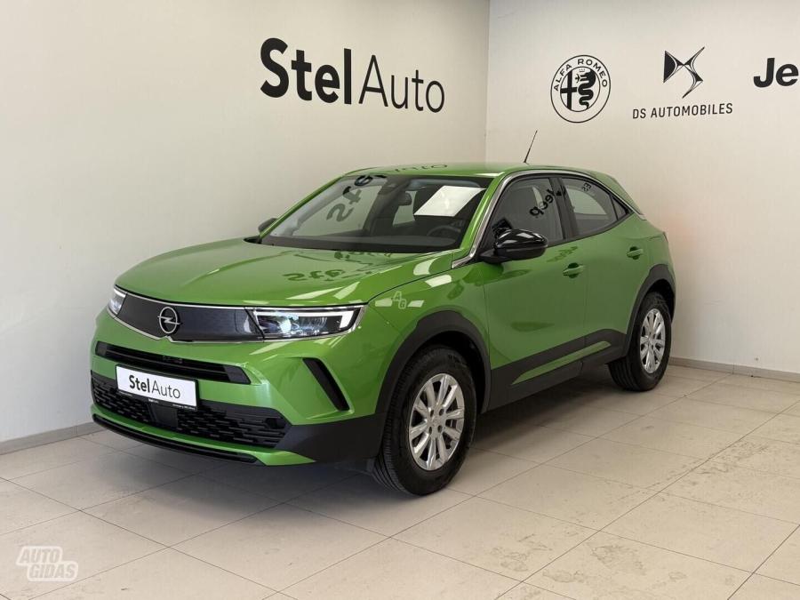 Green Opel Mokka 2021 in Vilnius, with an engine capacity of 1.20 L and mileage of 42 thousand km for 13790 €, photo 1 on AUTOMOTO.COM.LV