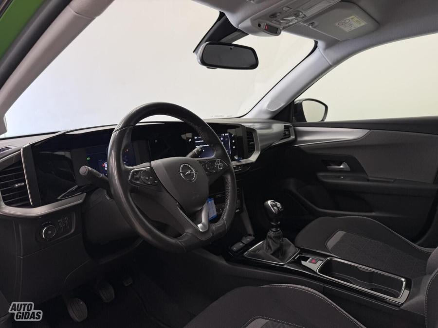 Green Opel Mokka 2021 in Vilnius, with an engine capacity of 1.20 L and mileage of 42 thousand km for 13790 €, photo 11 on AUTOMOTO.COM.LV