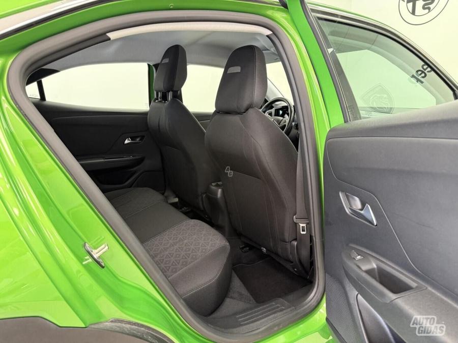 Green Opel Mokka 2021 in Vilnius, with an engine capacity of 1.20 L and mileage of 42 thousand km for 13790 €, photo 25 on AUTOMOTO.COM.LV