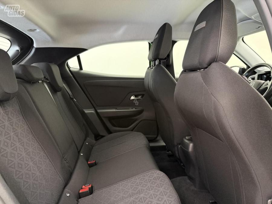 Green Opel Mokka 2021 in Vilnius, with an engine capacity of 1.20 L and mileage of 42 thousand km for 13790 €, photo 26 on AUTOMOTO.COM.LV