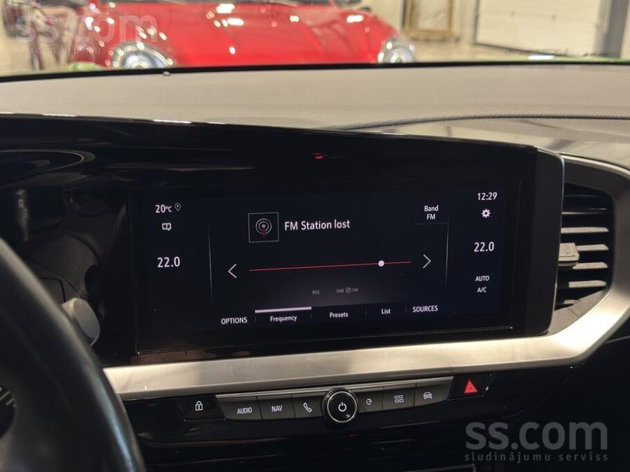 Green Opel Mokka 2021 in Riga, with an engine capacity of 1.60 L and mileage of 80 thousand km for 18990 €, photo 20 on AUTOMOTO.COM.LV