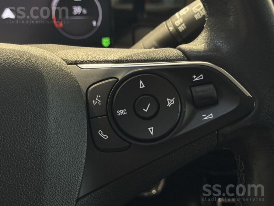 Green Opel Mokka 2021 in Riga, with an engine capacity of 1.60 L and mileage of 80 thousand km for 18990 €, photo 25 on AUTOMOTO.COM.LV