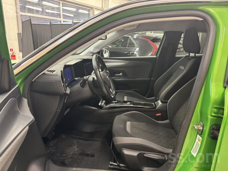Green Opel Mokka 2022 in Riga, with an engine capacity of 1.20 L and mileage of 59 thousand km for 14700 €, photo 8 on AUTOMOTO.COM.LV