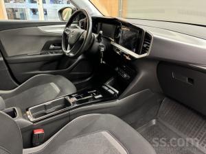 Green Opel Mokka 2022 in Riga, with an engine capacity of 1.20 L and mileage of 59 thousand km for 14700 €, photo 12 on AUTOMOTO.COM.LV