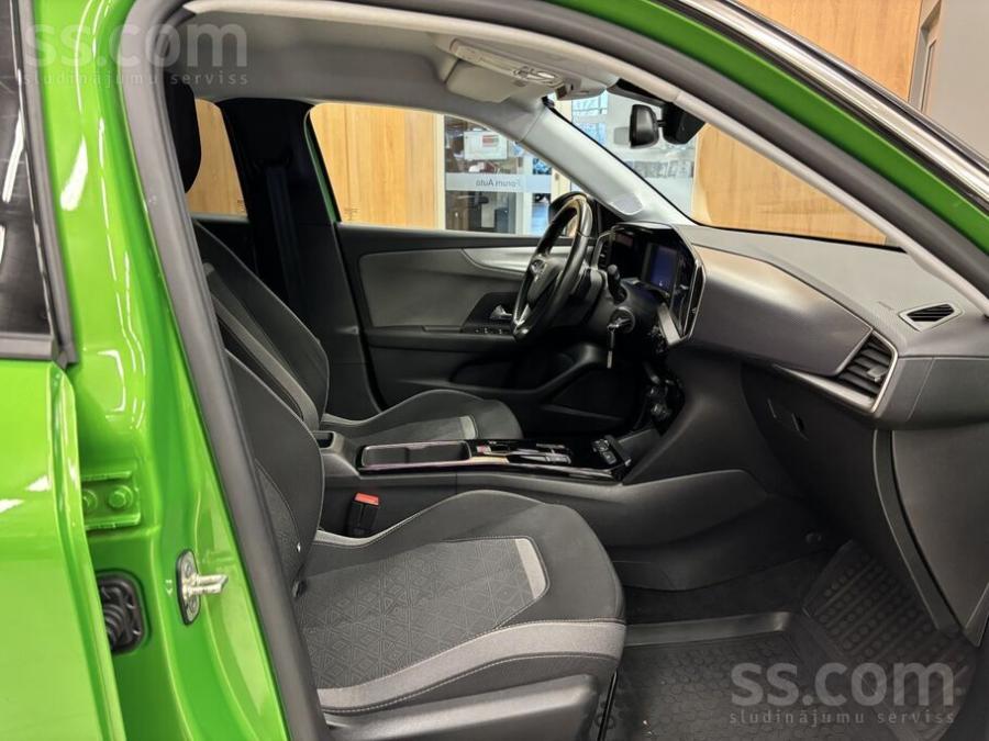 Green Opel Mokka 2022 in Riga, with an engine capacity of 1.20 L and mileage of 59 thousand km for 14700 €, photo 13 on AUTOMOTO.COM.LV