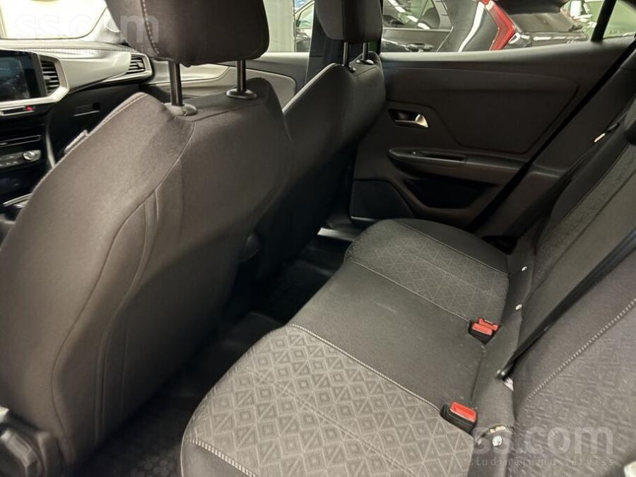 Green Opel Mokka 2022 in Riga, with an engine capacity of 1.20 L and mileage of 59 thousand km for 14700 €, photo 24 on AUTOMOTO.COM.LV