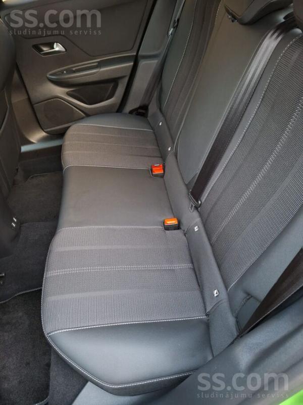 Green Opel Mokka 2022 in Talsi, with an engine capacity of 1.20 L and mileage of 31 thousand km for 18600 €, photo 10 on AUTOMOTO.COM.LV