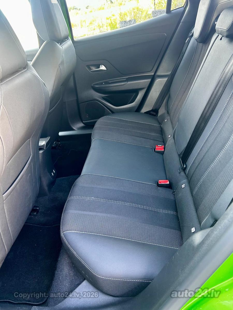 Green Opel Mokka 2023 in Tallinn, with an engine capacity of 0.00 L and mileage of 38 thousand km for 19500 €, photo 9 on AUTOMOTO.COM.LV