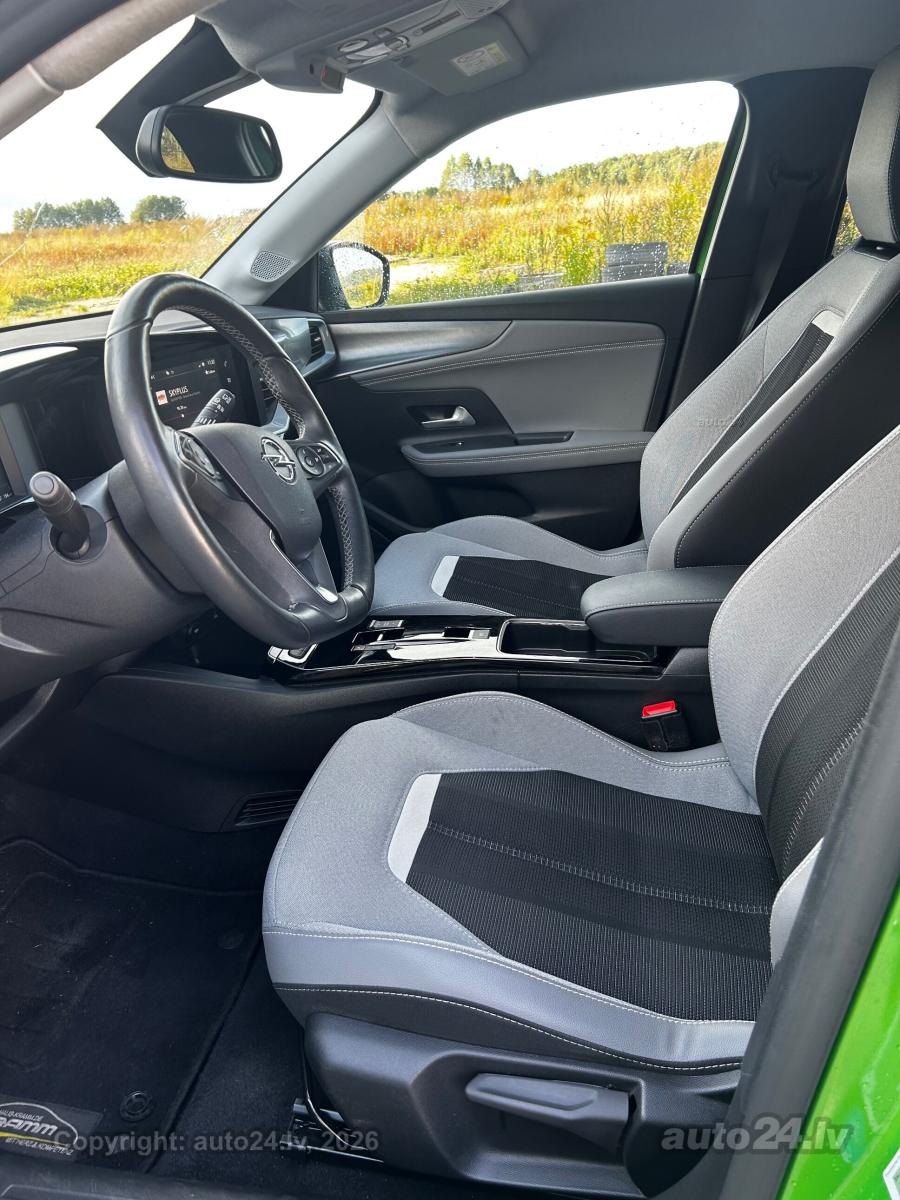 Green Opel Mokka 2023 in Tallinn, with an engine capacity of 0.00 L and mileage of 38 thousand km for 19500 €, photo 10 on AUTOMOTO.COM.LV