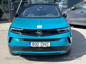 Green Opel Mokka 2025 in Tartu, with an engine capacity of 1.20 L and mileage of 8 thousand km for 24490 €, photo 3 on AUTOMOTO.COM.LV