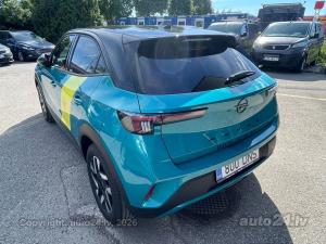 Green Opel Mokka 2025 in Tartu, with an engine capacity of 1.20 L and mileage of 8 thousand km for 24490 €, photo 5 on AUTOMOTO.COM.LV