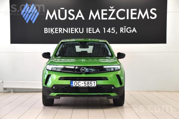 Zaļš Opel Mokka 2025 Rīga, ar dzinēja tilpumu 1.20 L un nobraukumu 10 tūkst. km par 20990 €, foto 2 vietnē AUTOMOTO.COM.LV