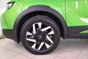 Zaļš Opel Mokka 2025 Rīga, ar dzinēja tilpumu 1.20 L un nobraukumu 10 tūkst. km par 20990 €, foto 12 vietnē AUTOMOTO.COM.LV