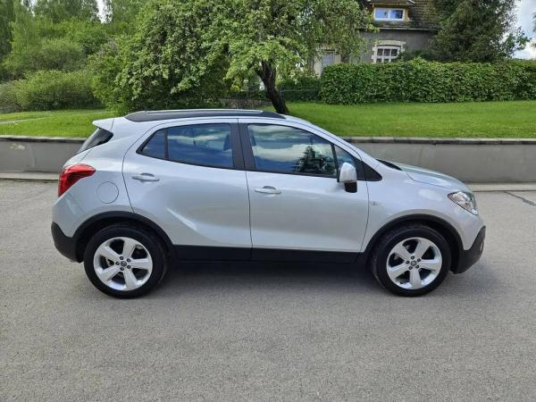 Pelēks Opel Mokka 2012 Jēkabpils, ar dzinēja tilpumu 1.70 L un nobraukumu 129 tūkst. km par 7990 €, foto 4 vietnē AUTOMOTO.COM.LV