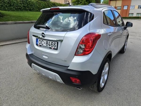 Pelēks Opel Mokka 2012 Jēkabpils, ar dzinēja tilpumu 1.70 L un nobraukumu 129 tūkst. km par 7990 €, foto 5 vietnē AUTOMOTO.COM.LV