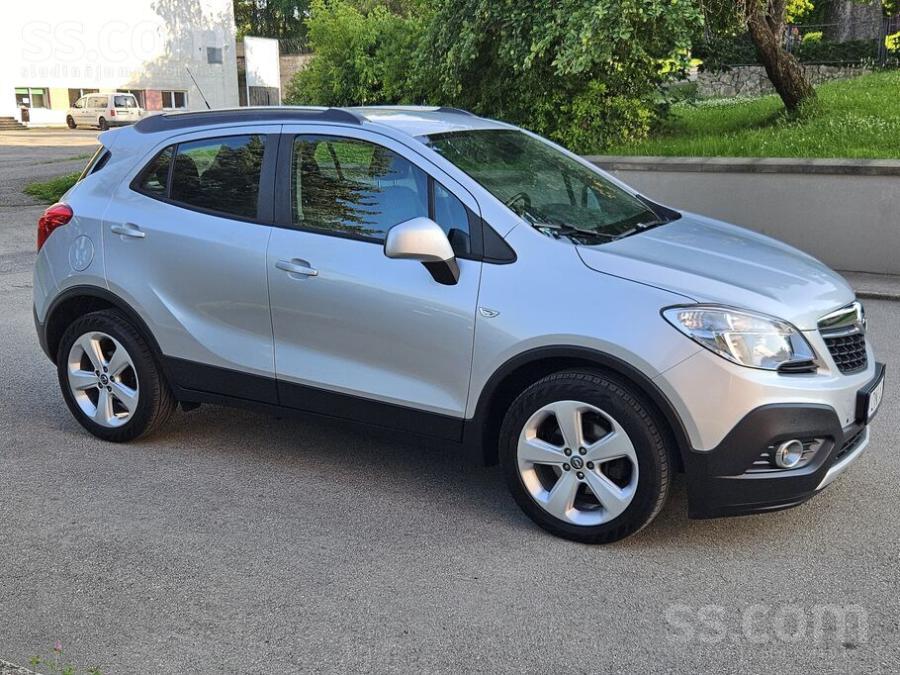 Grey Opel Mokka 2012 in Jekabpils, with an engine capacity of 1.70 L and mileage of 282 thousand km for 6990 €, photo 5 on AUTOMOTO.COM.LV