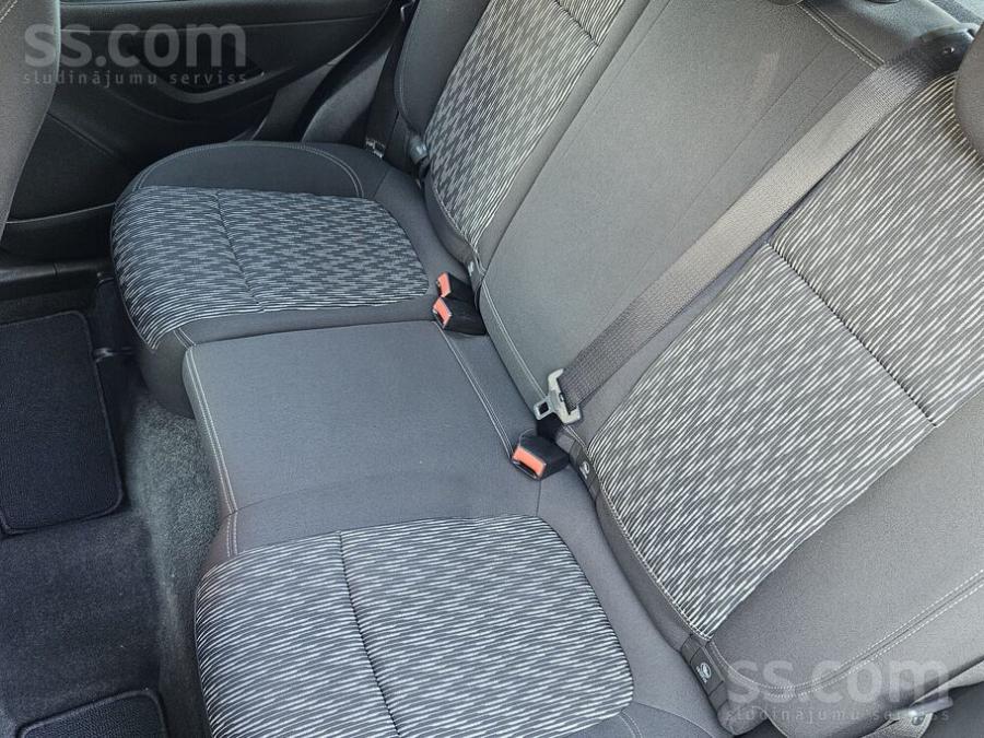 Grey Opel Mokka 2012 in Jekabpils, with an engine capacity of 1.70 L and mileage of 282 thousand km for 6990 €, photo 15 on AUTOMOTO.COM.LV