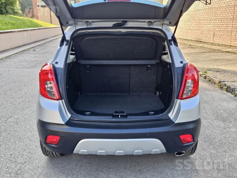 Grey Opel Mokka 2012 in Jekabpils, with an engine capacity of 1.70 L and mileage of 282 thousand km for 6990 €, photo 17 on AUTOMOTO.COM.LV