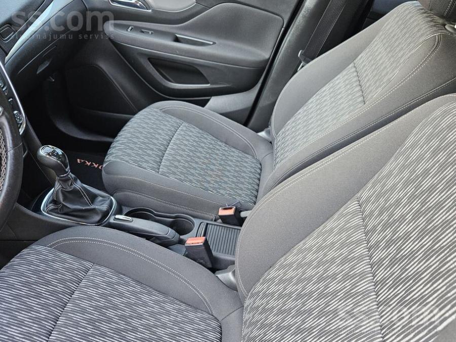 Grey Opel Mokka 2012 in Jekabpils, with an engine capacity of 1.70 L and mileage of 282 thousand km for 6990 €, photo 24 on AUTOMOTO.COM.LV