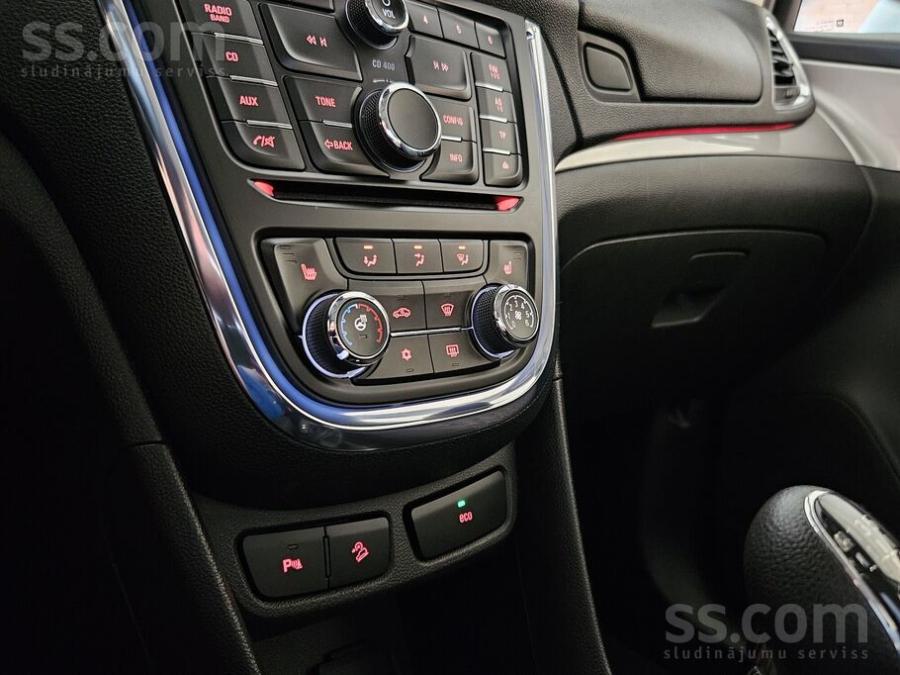 Grey Opel Mokka 2012 in Jekabpils, with an engine capacity of 1.70 L and mileage of 282 thousand km for 6990 €, photo 31 on AUTOMOTO.COM.LV