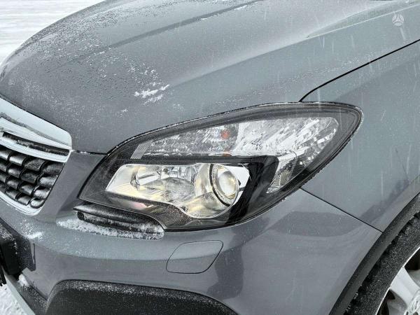 Grey Opel Mokka 2013 in Marijampole, with an engine capacity of 1.69 L and mileage of 177 thousand km for 5550 €, photo 3 on AUTOMOTO.COM.LV