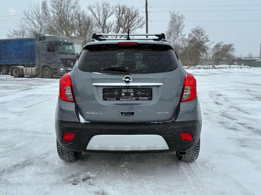Grey Opel Mokka 2013 in Marijampole, with an engine capacity of 1.69 L and mileage of 177 thousand km for 5550 €, photo 5 on AUTOMOTO.COM.LV