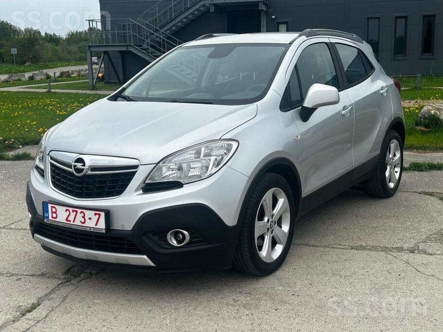 Pelēks Opel Mokka 2013 Rīga, ar dzinēja tilpumu 1.60 L un nobraukumu 210 tūkst. km par 6290 €, foto 1 vietnē AUTOMOTO.COM.LV