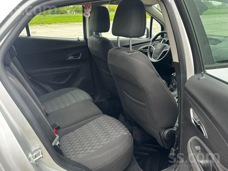 Pelēks Opel Mokka 2013 Rīga, ar dzinēja tilpumu 1.60 L un nobraukumu 210 tūkst. km par 6290 €, foto 19 vietnē AUTOMOTO.COM.LV