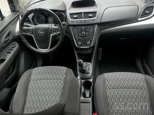 Pelēks Opel Mokka 2013 Rīga, ar dzinēja tilpumu 1.60 L un nobraukumu 210 tūkst. km par 6290 €, foto 25 vietnē AUTOMOTO.COM.LV