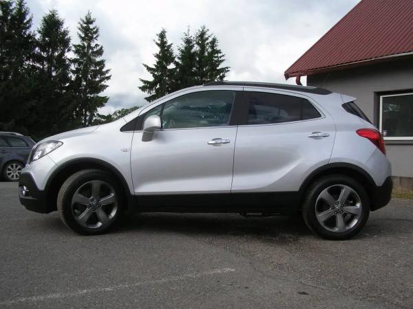 Grey Opel Mokka 2013 in Sigulda, with an engine capacity of 1.40 L and mileage of 109 thousand km for 8950 €, photo 8 on AUTOMOTO.COM.LV