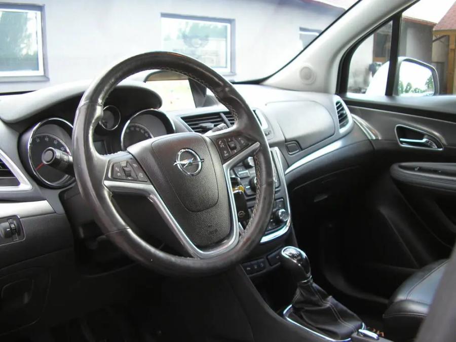 Grey Opel Mokka 2013 in Sigulda, with an engine capacity of 1.40 L and mileage of 109 thousand km for 8950 €, photo 19 on AUTOMOTO.COM.LV