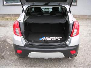 Grey Opel Mokka 2013 in Sigulda, with an engine capacity of 1.40 L and mileage of 109 thousand km for 8950 €, photo 24 on AUTOMOTO.COM.LV