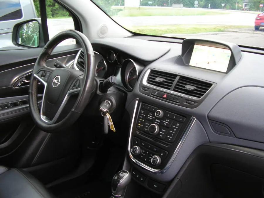 Grey Opel Mokka 2013 in Sigulda, with an engine capacity of 1.40 L and mileage of 109 thousand km for 8950 €, photo 30 on AUTOMOTO.COM.LV