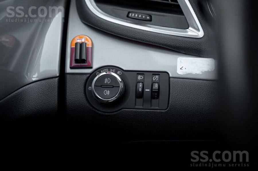 Серый Опель Mokka 2013 в Талси, объемом двигателя 1.70 л и пробегом 166 тыс. км за 7990 €, фото 15 на AUTOMOTO.COM.LV