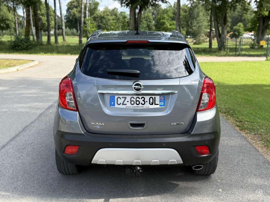 Grey Opel Mokka 2013 in Taurage, with an engine capacity of 1.69 L and mileage of 190 thousand km for 5800 €, photo 7 on AUTOMOTO.COM.LV