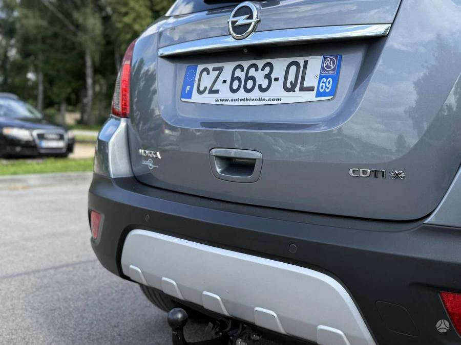 Grey Opel Mokka 2013 in Taurage, with an engine capacity of 1.69 L and mileage of 190 thousand km for 5800 €, photo 11 on AUTOMOTO.COM.LV