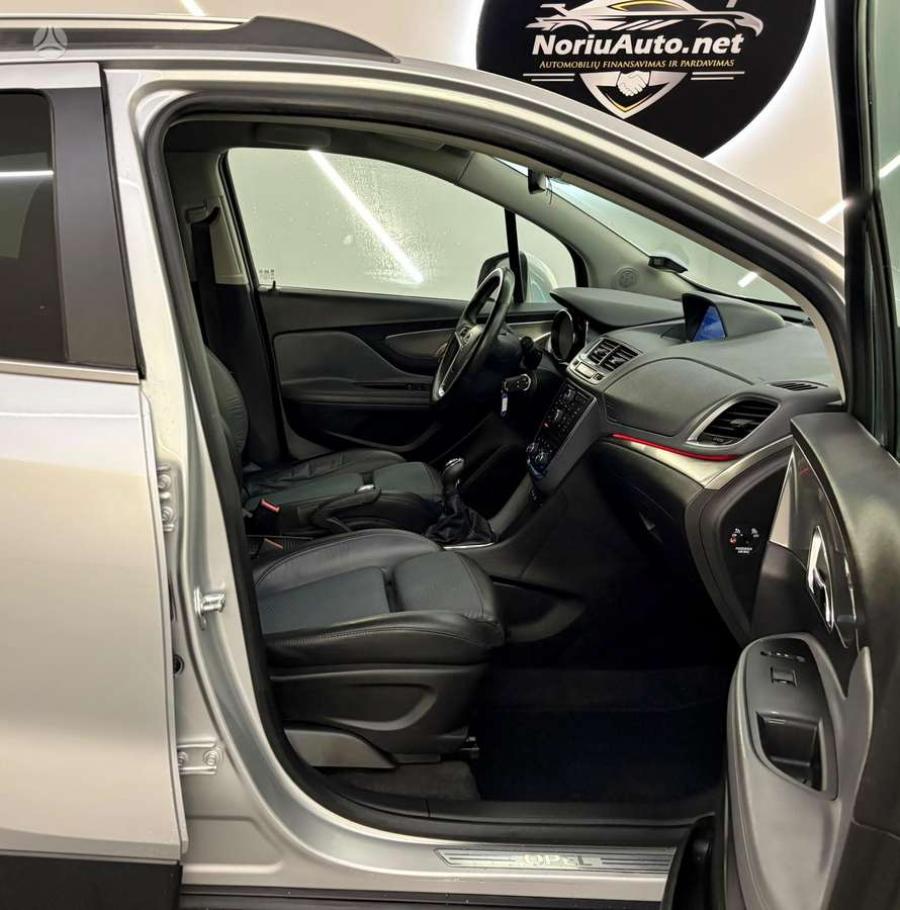 Pelēks Opel Mokka 2013 Marijampole, ar dzinēja tilpumu 1.69 L un nobraukumu 232 tūkst. km par 6750 €, foto 14 vietnē AUTOMOTO.COM.LV