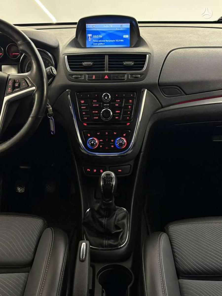 Pelēks Opel Mokka 2013 Marijampole, ar dzinēja tilpumu 1.69 L un nobraukumu 232 tūkst. km par 6750 €, foto 17 vietnē AUTOMOTO.COM.LV