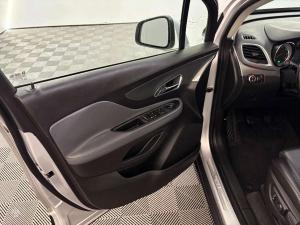 Pelēks Opel Mokka 2013 Marijampole, ar dzinēja tilpumu 1.69 L un nobraukumu 232 tūkst. km par 6750 €, foto 27 vietnē AUTOMOTO.COM.LV