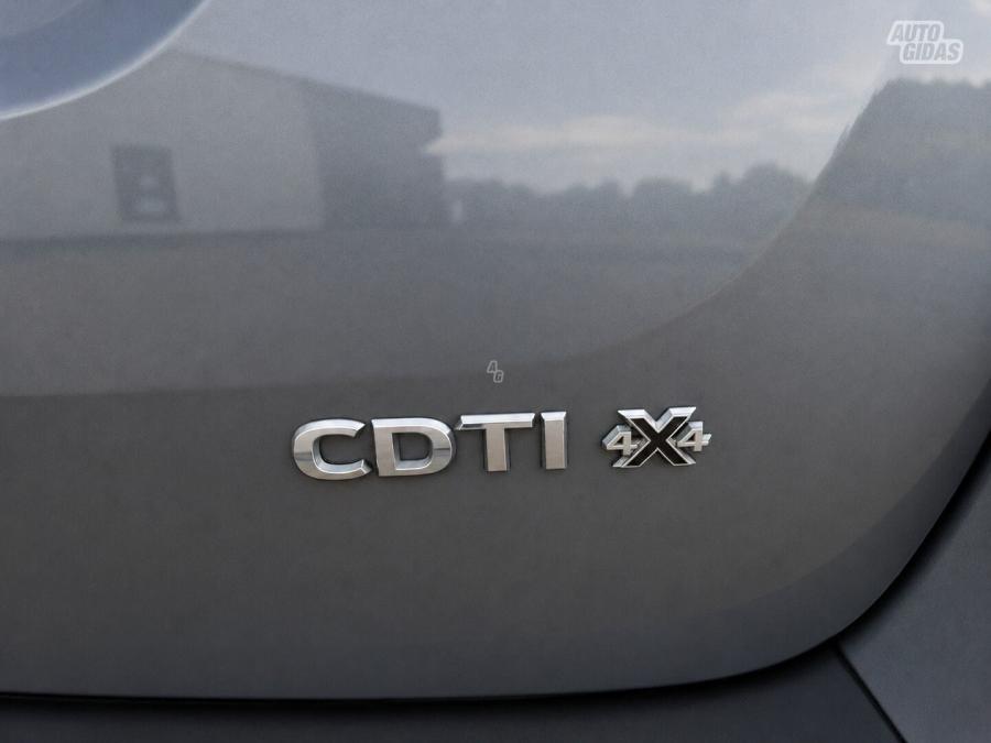 Grey Opel Mokka 2013 in Vilnius, with an engine capacity of 1.70 L and mileage of 272 thousand km for 6250 €, photo 9 on AUTOMOTO.COM.LV