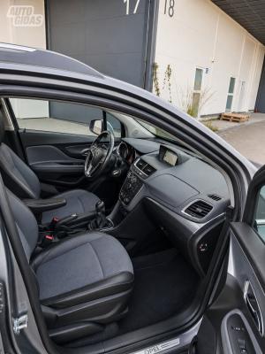 Grey Opel Mokka 2013 in Vilnius, with an engine capacity of 1.70 L and mileage of 272 thousand km for 6250 €, photo 11 on AUTOMOTO.COM.LV