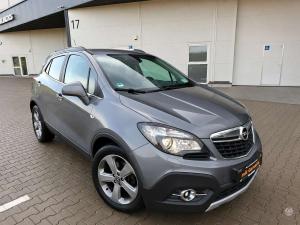 Grey Opel Mokka 2013 in Vilnius, with an engine capacity of 1.69 L and mileage of 272 thousand km for 6250 €, photo 4 on AUTOMOTO.COM.LV