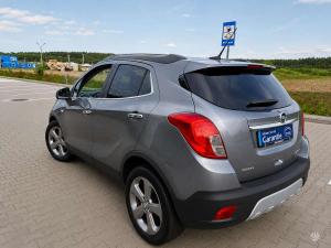 Grey Opel Mokka 2013 in Vilnius, with an engine capacity of 1.69 L and mileage of 272 thousand km for 6250 €, photo 5 on AUTOMOTO.COM.LV