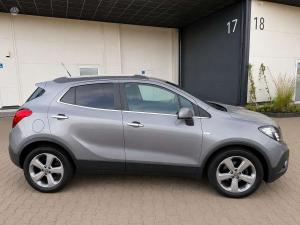 Grey Opel Mokka 2013 in Vilnius, with an engine capacity of 1.69 L and mileage of 272 thousand km for 6250 €, photo 8 on AUTOMOTO.COM.LV