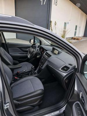 Grey Opel Mokka 2013 in Vilnius, with an engine capacity of 1.69 L and mileage of 272 thousand km for 6250 €, photo 11 on AUTOMOTO.COM.LV