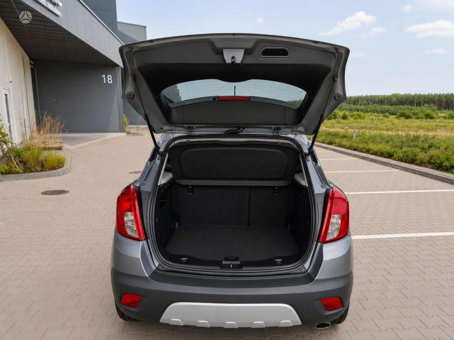 Grey Opel Mokka 2013 in Vilnius, with an engine capacity of 1.69 L and mileage of 272 thousand km for 6250 €, photo 14 on AUTOMOTO.COM.LV