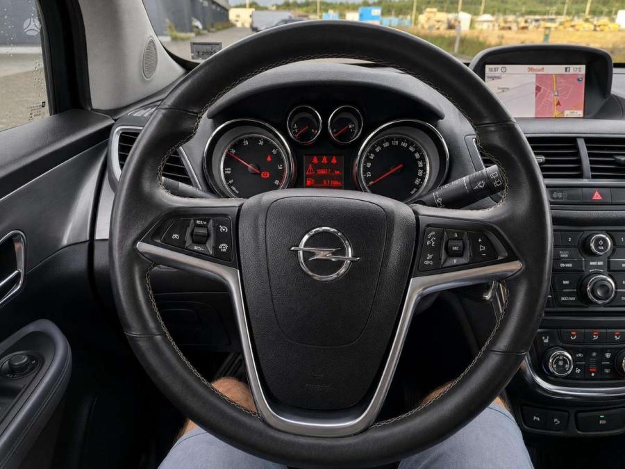 Grey Opel Mokka 2013 in Vilnius, with an engine capacity of 1.69 L and mileage of 272 thousand km for 6250 €, photo 19 on AUTOMOTO.COM.LV